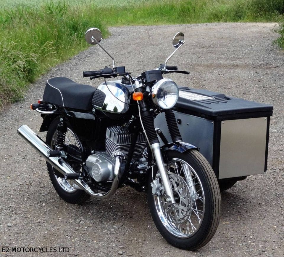 Sidecar Outfits Everywhere! | RealClassic Magazine