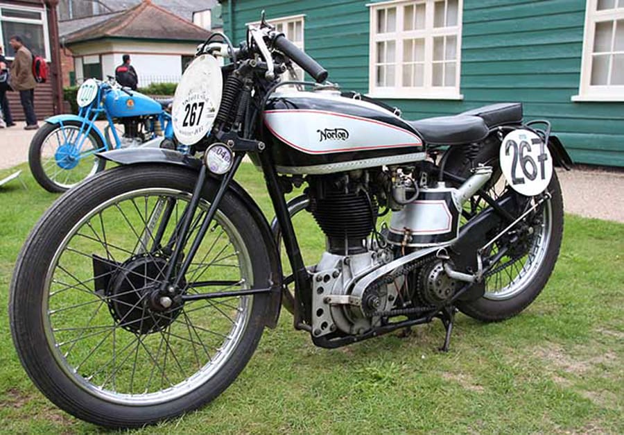 Racing Nortons Galore | RealClassic Magazine