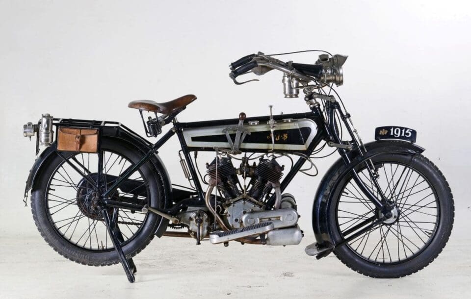RealClassic - All about buying, selling, riding and restoring real ...